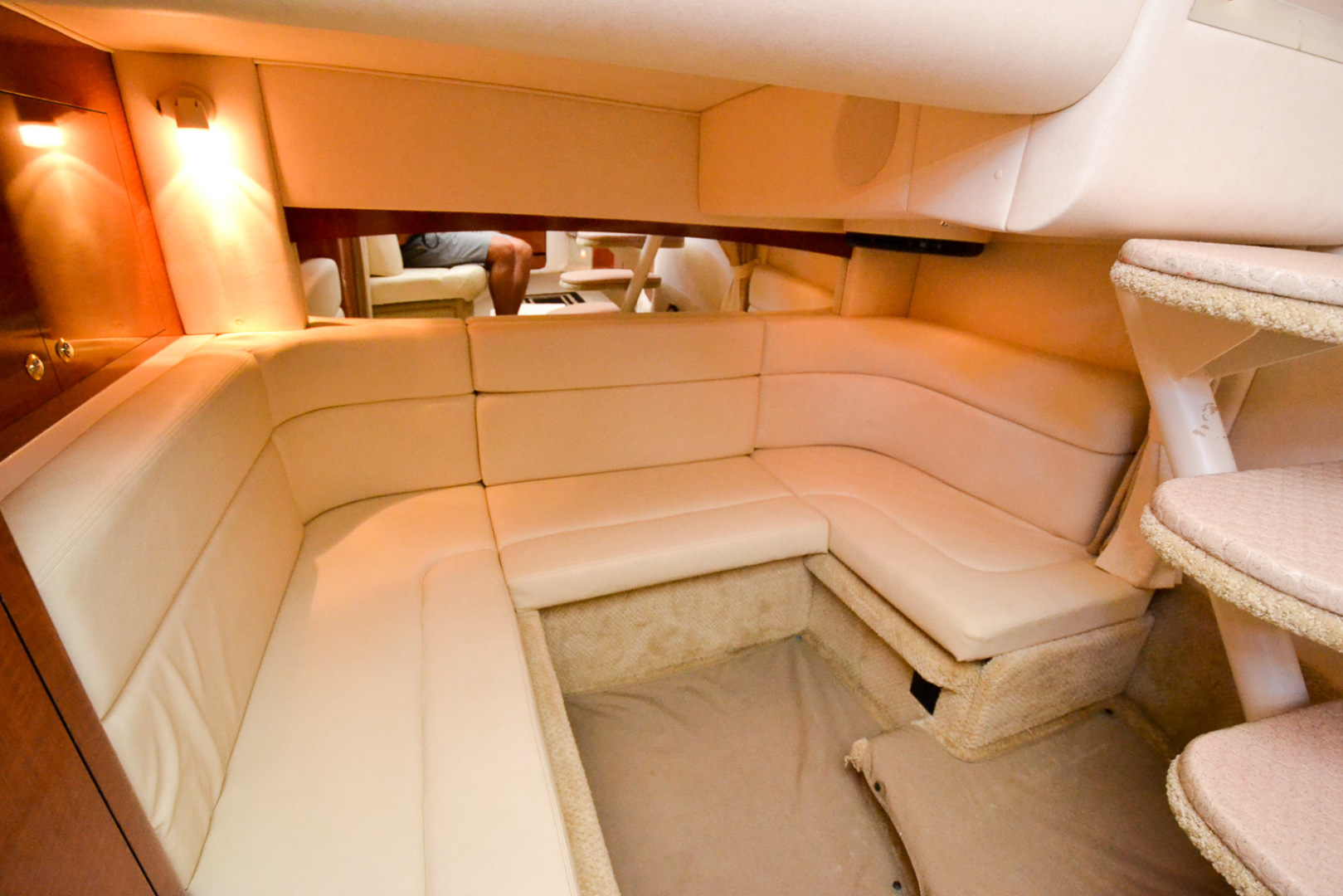 35' 2004 Sea Ray 320 Sundancer | Tampa Yacht Sales