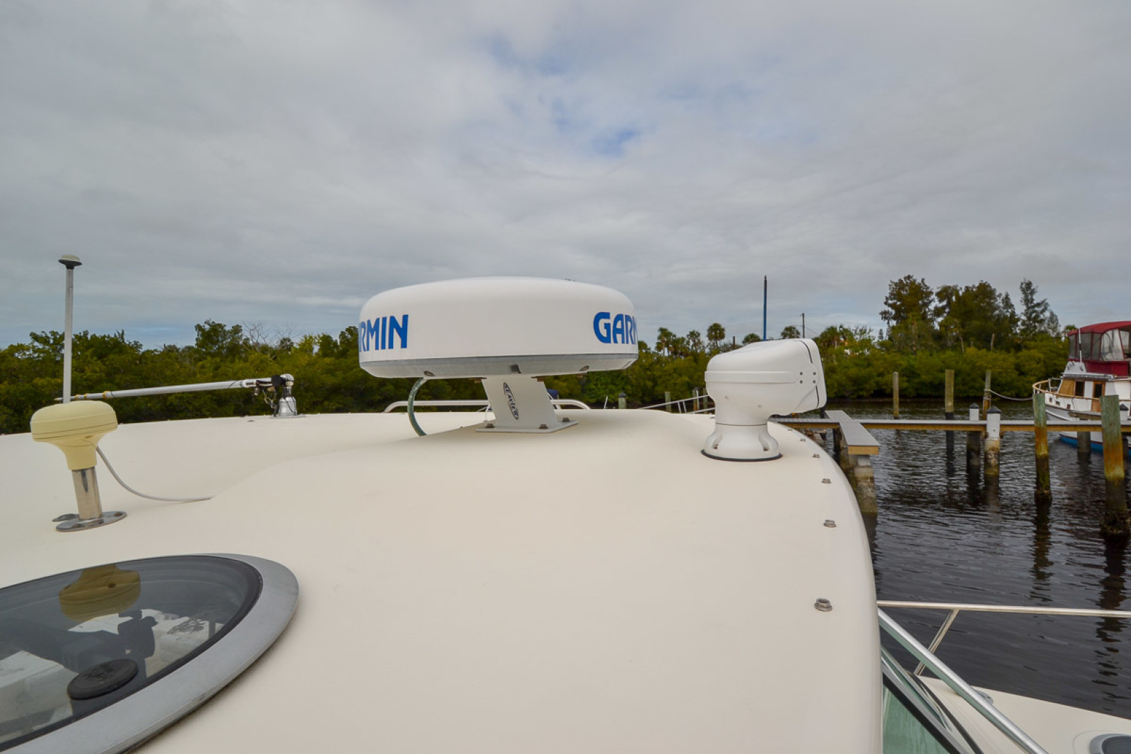 32' 2007 World Cat 320 EC | Tampa Yacht Sales
